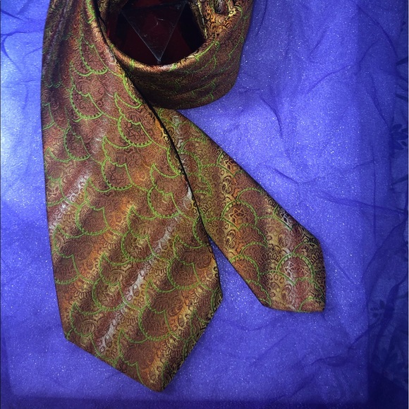 Wembley | Accessories | Vintage Wembley Geometric Pattern Tie | Poshmark